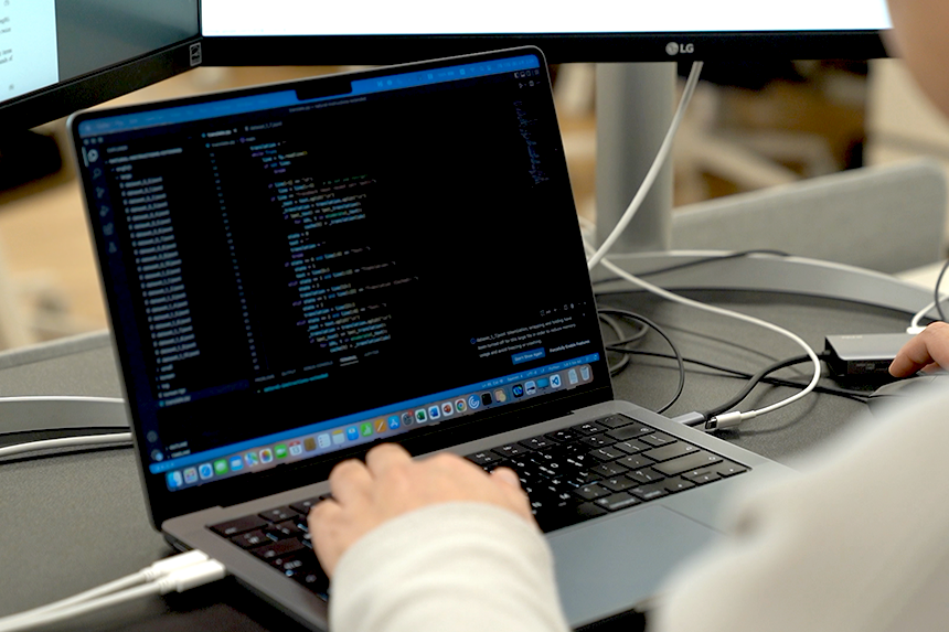 삶을 이롭게 하는 초거대 AI 기술을 꿈꾸다, EXAONE Lab - LG AI Research News